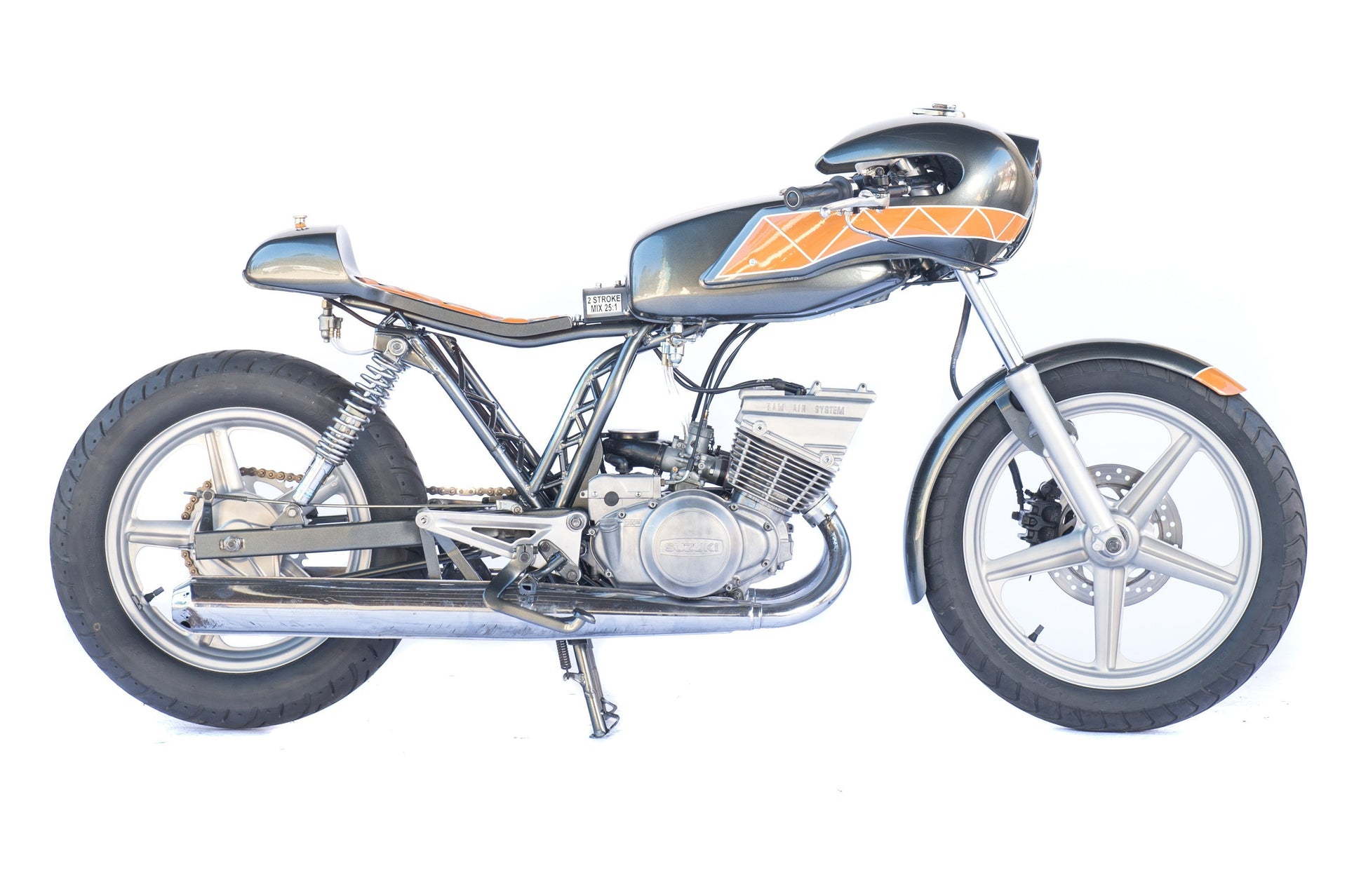 2016 BIKE BUILD OFF - SYDNEY WINNERS – Deus Ex Machina Australia