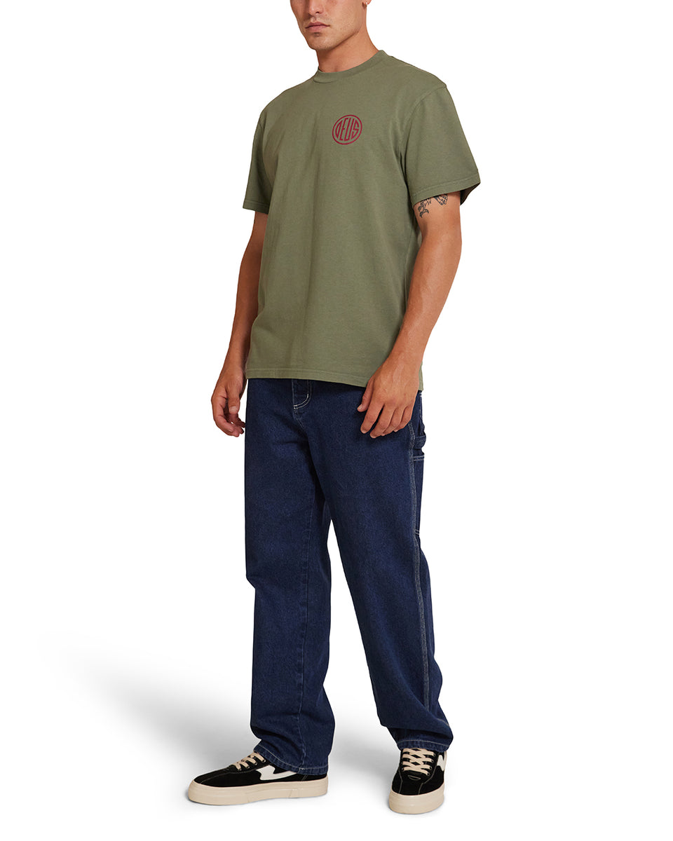 Tees | Deus Ex Machina | Pill Logo Tee - Pine – Deus Ex Machina Australia