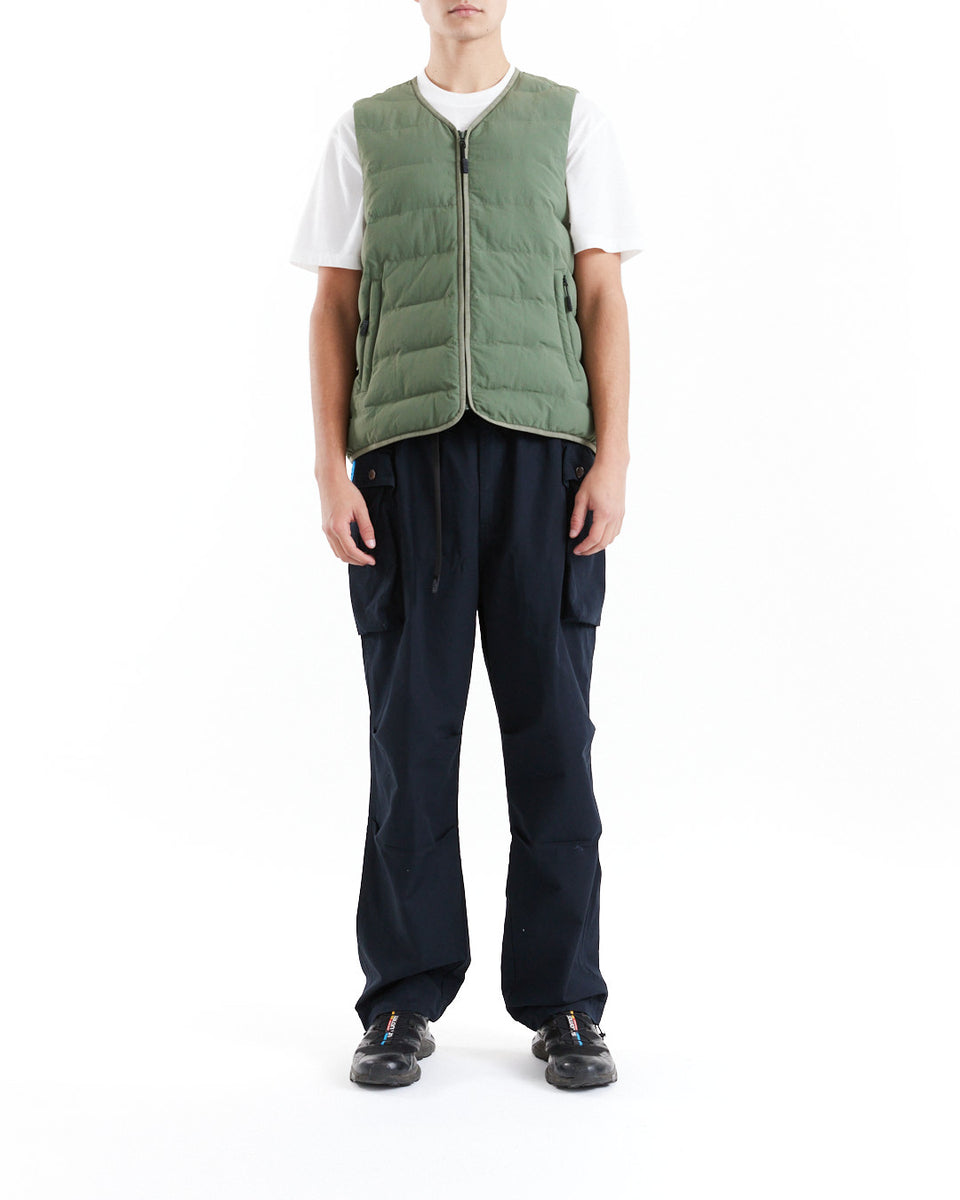 Jackets | Deus Ex Machina | Peak Padded Vest - Clover – Deus Ex Machina ...