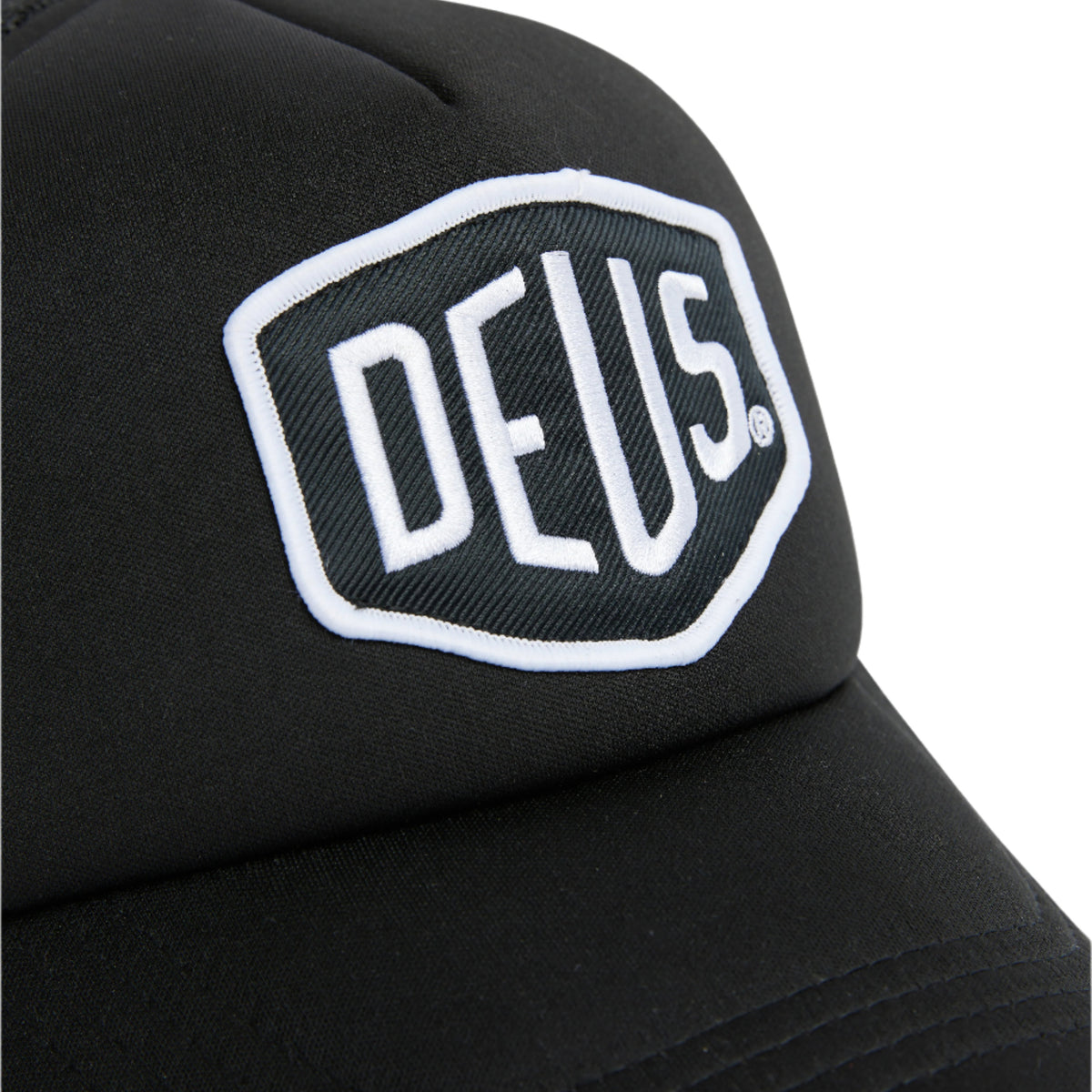 Hats | Deus Ex Machina | Baylands Trucker Black-White – Deus Ex Machina ...