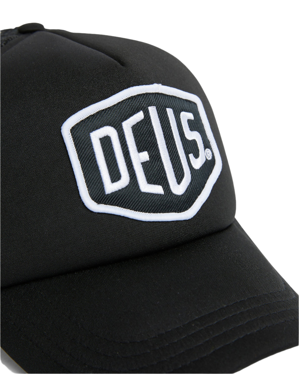 Hats | Deus Ex Machina | Baylands Trucker Black-White – Deus Ex Machina ...
